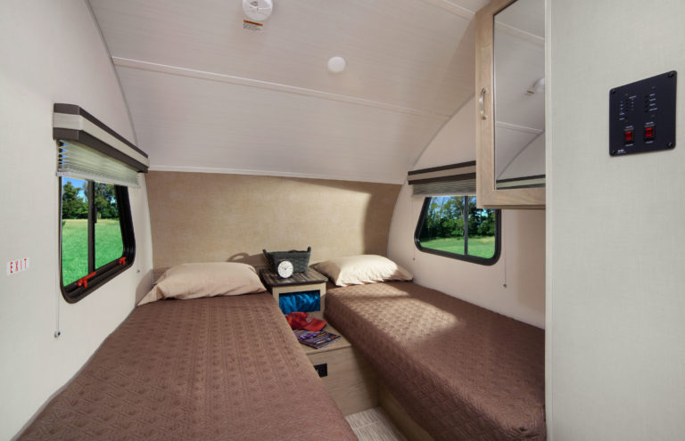 R-Pod-191-Twin-Beds - Blanchard Trailer Sales, Inc.